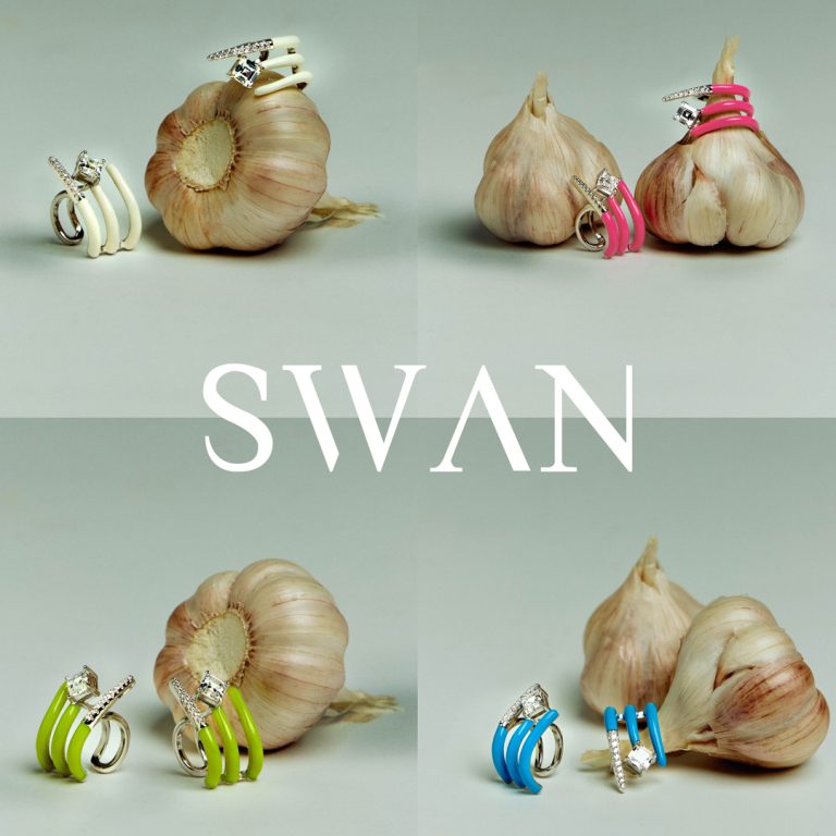 Vampire Princess Ear Cuff - Swan