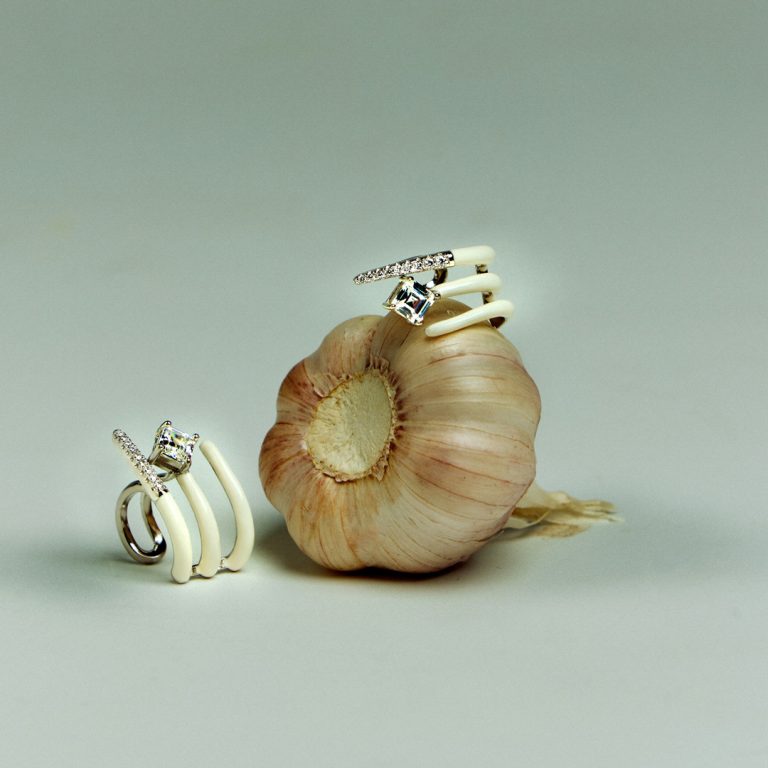 Vampire Princess Ear Cuff - Swan